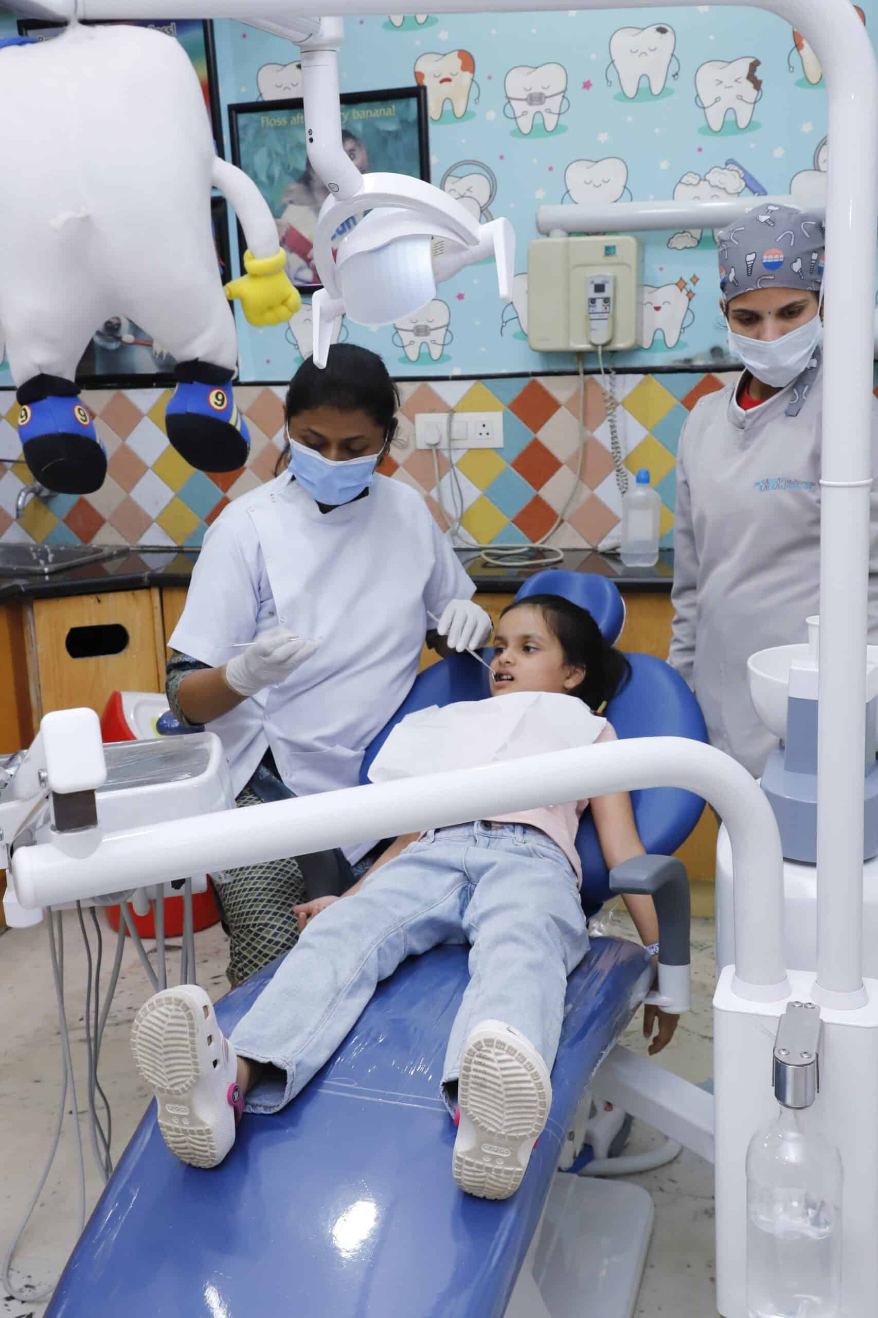 Can Molars Develop Cavities and Tooth Decay? | Dr. Sanjay Kalra